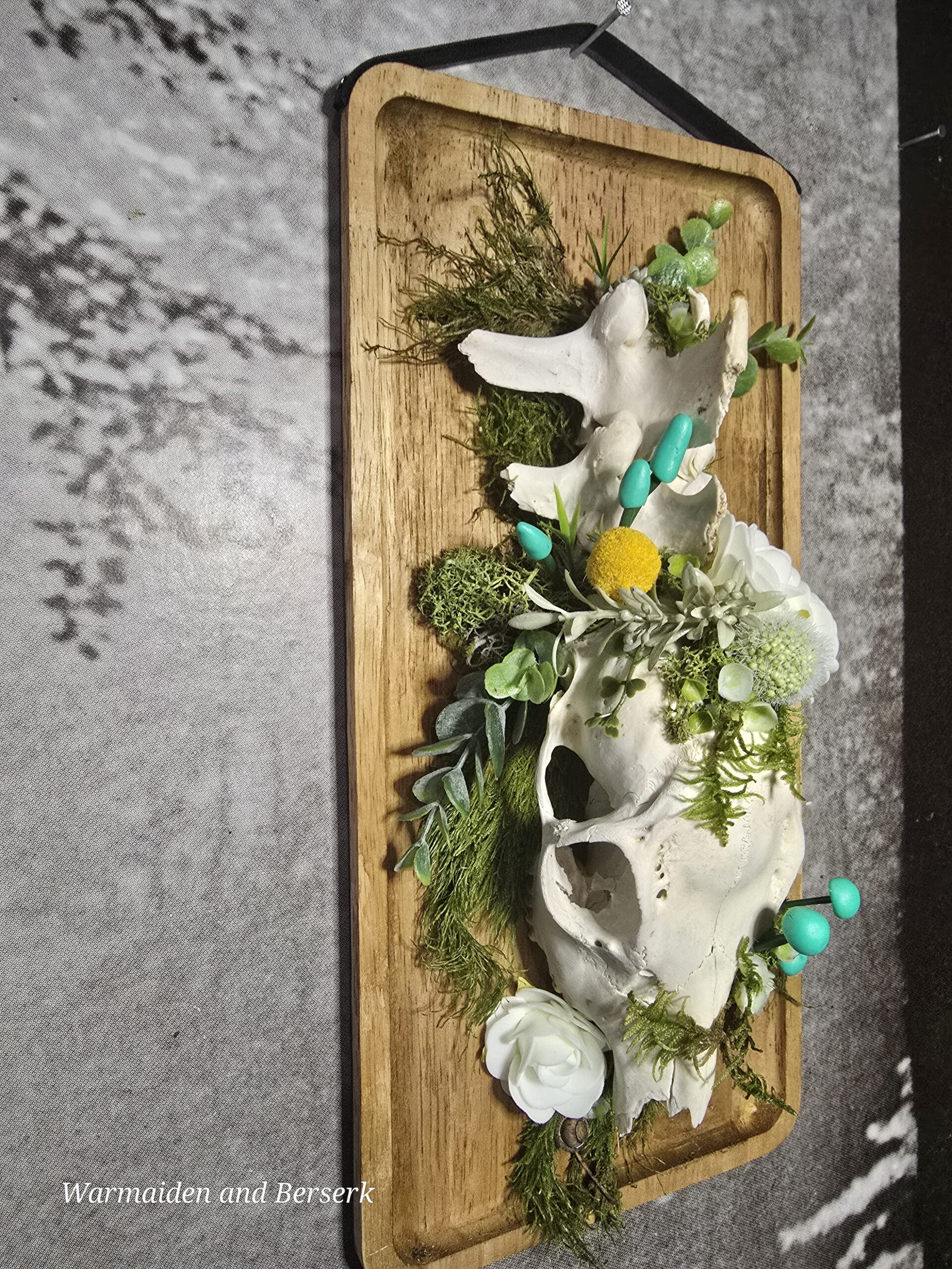 Fantasy Wanddisplay – Warmaiden and Berserk